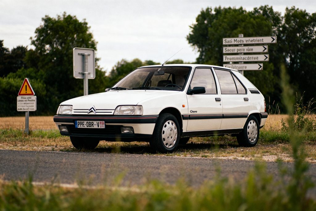 Découvrez la citroën visa chrono : une icône des années 80